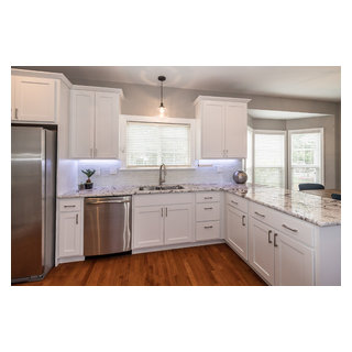 Betty's Kitchen - Transitional - Kitchen - St Louis - by QUALITY ...