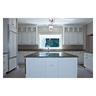 Bill and Louise - Kitchen - Baltimore - by D2 Contractors LLC | Houzz