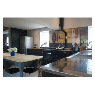 Black Oak - Modern - Kitchen - Wiltshire - by Pewsey Vale Cabinet ...
