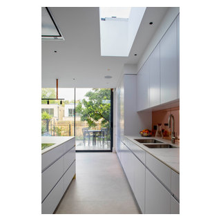 Greenwich House - Contemporary - Kitchen - London - by Matthew Giles ...