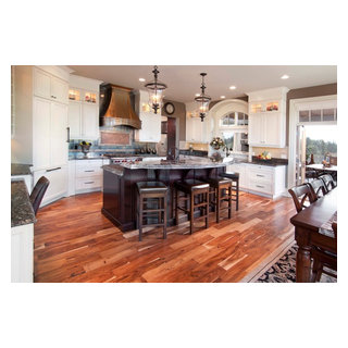 Bobier Residence - Traditional - Kitchen - Calgary - by Crystal Creek ...