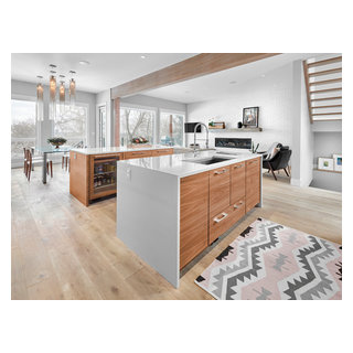 Bonnie Doon - Contemporary - Kitchen - Edmonton - by Birkholz Homes | Houzz