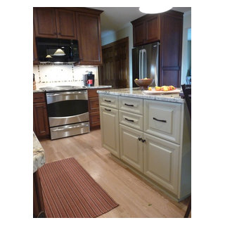 Brookfield-high meadow - Transitional - Kitchen - Milwaukee - by i.e ...