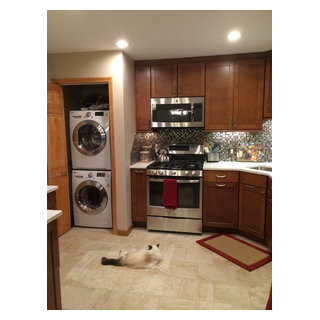 Brown Kitchen - Traditional - Kitchen - New York - by DASA DESIGN BUILD ...