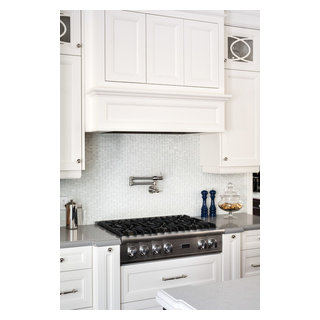 Bungaloft Living - Traditional - Kitchen - Toronto - by David Small ...