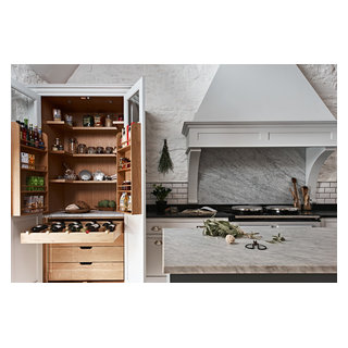 Burford - Farmhouse - Kitchen - Wiltshire - by Cheverell | Houzz