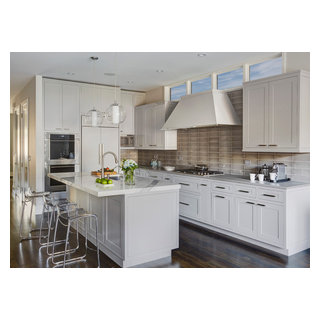 Byron - Transitional - Kitchen - Chicago - by DG Kitchen & Bath | Houzz