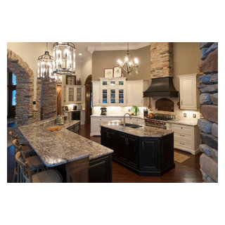 Cabarnet - Rustic - Kitchen - Cleveland - by Chippewa Stone | Houzz