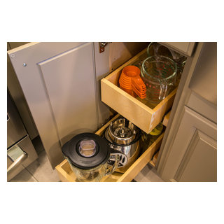 Cabinet Features - Traditional - Kitchen - Seattle - by ctm Remodel ...