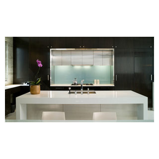 CAESAR STONE - Modern - Kitchen - New York - by Kabinet King USA Inc ...