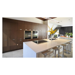 CAESAR STONE - Contemporary - Kitchen - New York - by Kabinet King USA ...