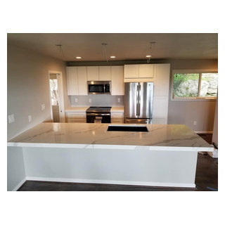 Calcutta Borghini Quartz - Kitchen - Austin - by Tex-San Granite | Houzz