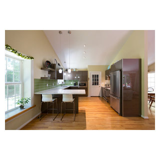 Carrboro Kitchens - Modern - Kitchen - Raleigh - by Wood + Water | Houzz