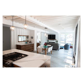 Cascade Container Home - モダン - キッチン - シアトル - One-Way Construction NW ...