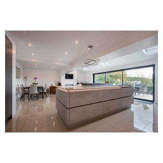 Case Study | Yew Tree Drive - Modern - Kitchen - Other - by Express in ...