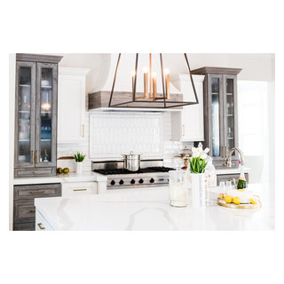 Castello Kitchen - Contemporary - Kitchen - San Diego - by Savvy ...