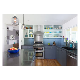 Catalina Kitchen - Contemporary - Kitchen - Austin - by User | Houzz