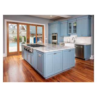 Centre St. - Traditional - Kitchen - New York - by Universal Cabinetry ...