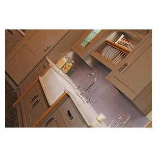 Charleston Grey Shaker Kitchen - Contemporary - Kitchen - Hampshire ...