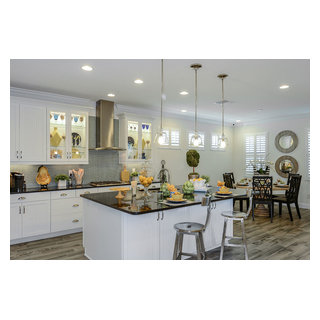 Charleston Model - Sharp Design Studio - Beach Style - Kitchen - Tampa ...