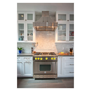 Chef Ryan Scott creates a sleek yet modest BlueStar Kitchen - Craftsman ...