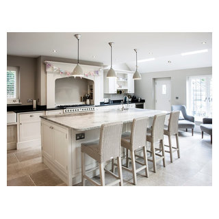 Chester Kitchen - Traditional - Kitchen - Cheshire - by Brownlow | Houzz UK