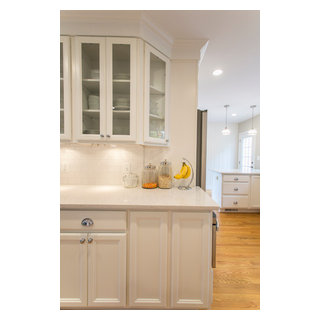 Chevy Chase Kitchen - Traditional - Kitchen - DC Metro - by Pelican ...