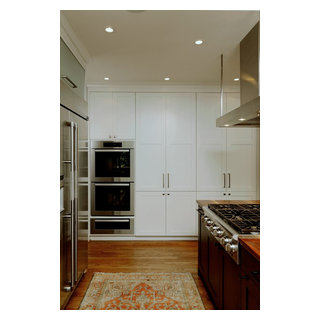 Chevy Chase, Maryland -Transitional - Bright Kitchen Design ...