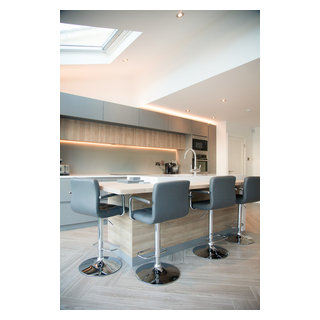 CityWest - Contemporary - Kitchen - Dublin - by BeSpace - kitchens ...