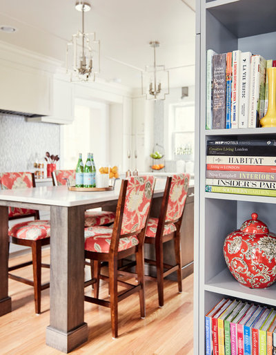 Kitchen of the Week: A Casually Elegant Eat-In Space