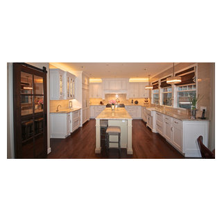 Classic Traditional Kitchen Renovation | Sammamish, WA - Traditional ...