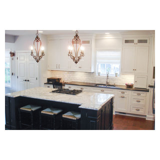 Classic white kitchen - Traditional - Kitchen - Cincinnati - by Essence ...