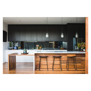 CLT and Recycled timber house - Cocina - Sídney - de Thodey Design | Houzz