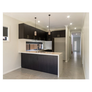 Clyde - Modern - Kitchen - Sydney - by Meadan Homes | Houzz