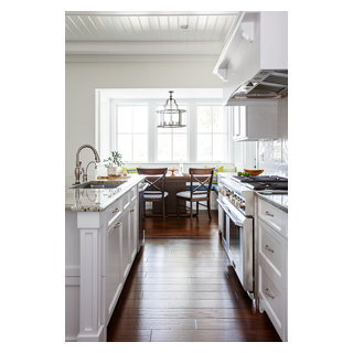 Coastal Family Retreat - Beach Style - Kitchen - Jacksonville - by Lisa ...