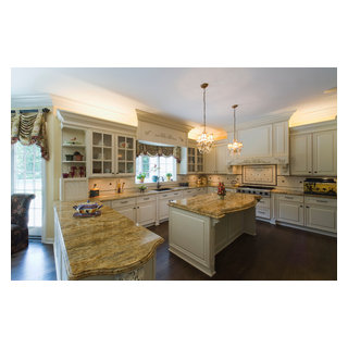 Cold Spring Hills Home - Traditional - Kitchen - New York - by In-Site ...