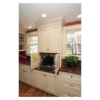 Color & Personality - Traditional - Kitchen - Boston - by KI3 Design ...