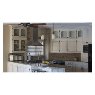 Combs Kitchen - Traditional - Kitchen - St Louis - by H A Construction ...