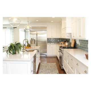 Comet Circle Main Floor - Classique Chic - Cuisine - Salt Lake City ...