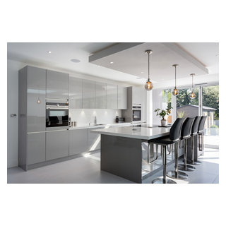 Contemporary home in Worcester Park - Contemporary - Kitchen - London ...