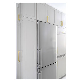 contemporary kitchen for pre-war building - Traditional - Kitchen - New ...