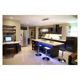 Contemporary Kitchen | High Gloss Laminate | Caesarstone Counter-Tops ...