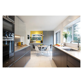Contemporary kitchen - Contemporary - Kitchen - London - by Paul ...