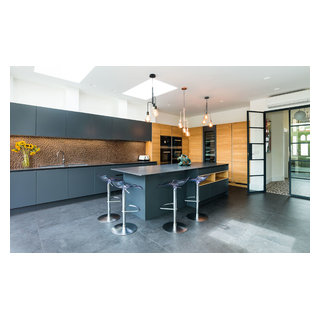 Contemporary Kitchen with an Island - Wimbledon, London - Contemporary ...