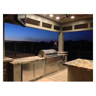 Contemporary Outdoor Kitchen, Pool & Pool House - Kitchen - Sacramento ...