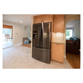 Contemporary Roma Stain Finish Kitchen Remodel w/ Bevel Edge Quartz ...