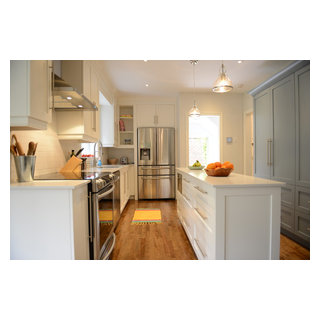 Contemporary Shaker Kitchen - Contemporary - Kitchen - Montreal - by ...