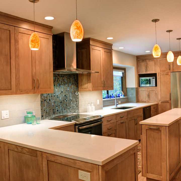 75 Small Kitchen Ideas You'll Love - October, 2025 | Houzz