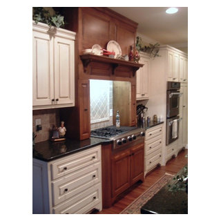 Cooktop Mantle - Traditional - Kitchen - Charlotte - by Renovation of ...