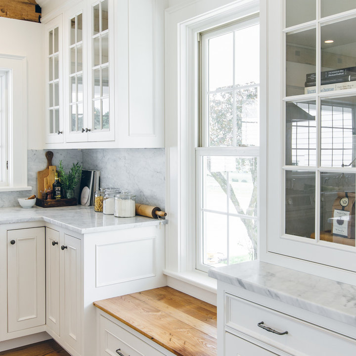 75 Beautiful Farmhouse Kitchen Design Ideas & Pictures | Houzz